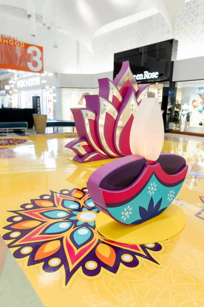 Pop Up & Mall Activation - Custom Engineered Arts