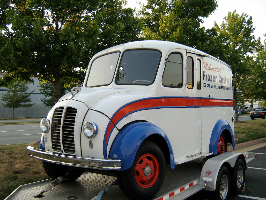 Stew Leonard’s Divco Truck | Custom Engineered Arts